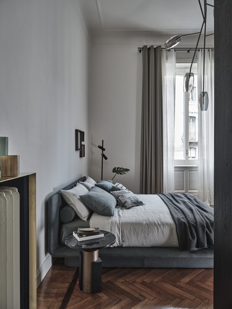 Homes Abroad: Tour the Casa Mia a Milano in Italy