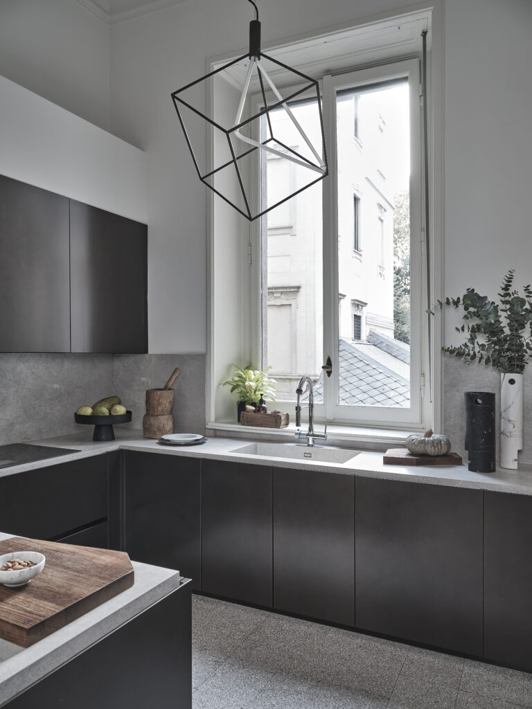 Homes Abroad: Tour the Casa Mia a Milano in Italy