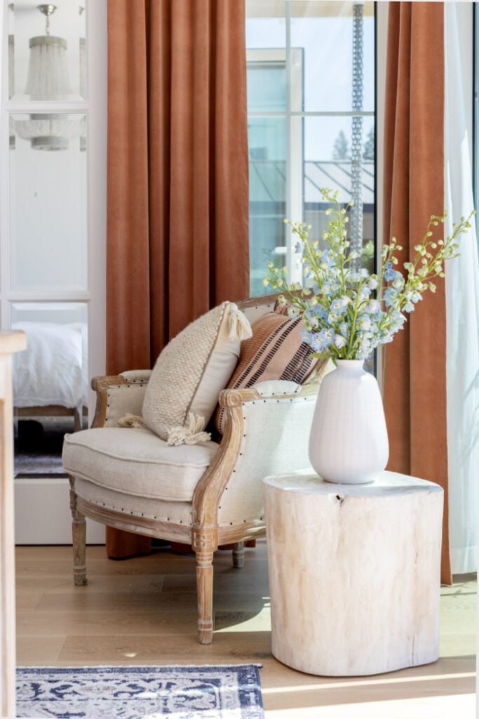 A Hamptons-Inspired Home on Canada's West Coast